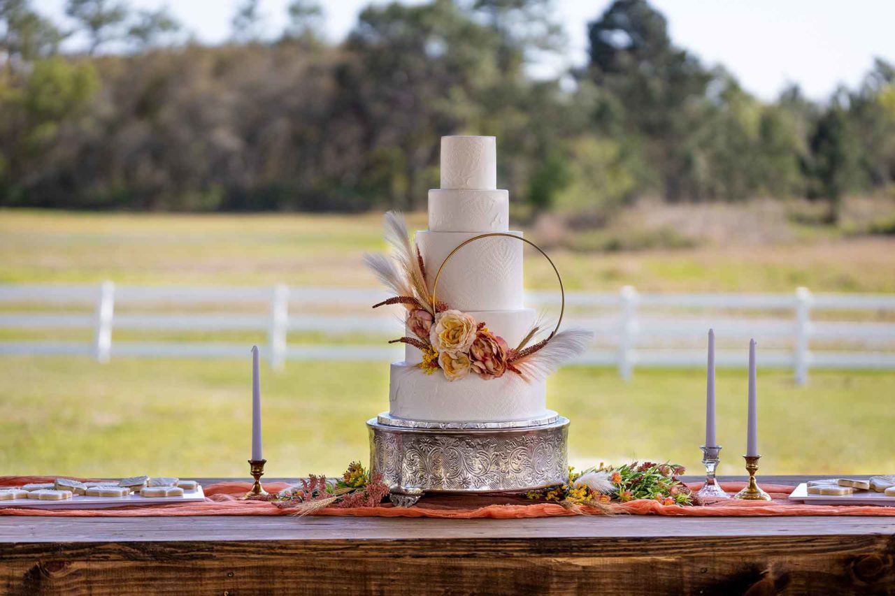 4R Bakery and Specialty Cakes - 4 Rivers Smokehouse