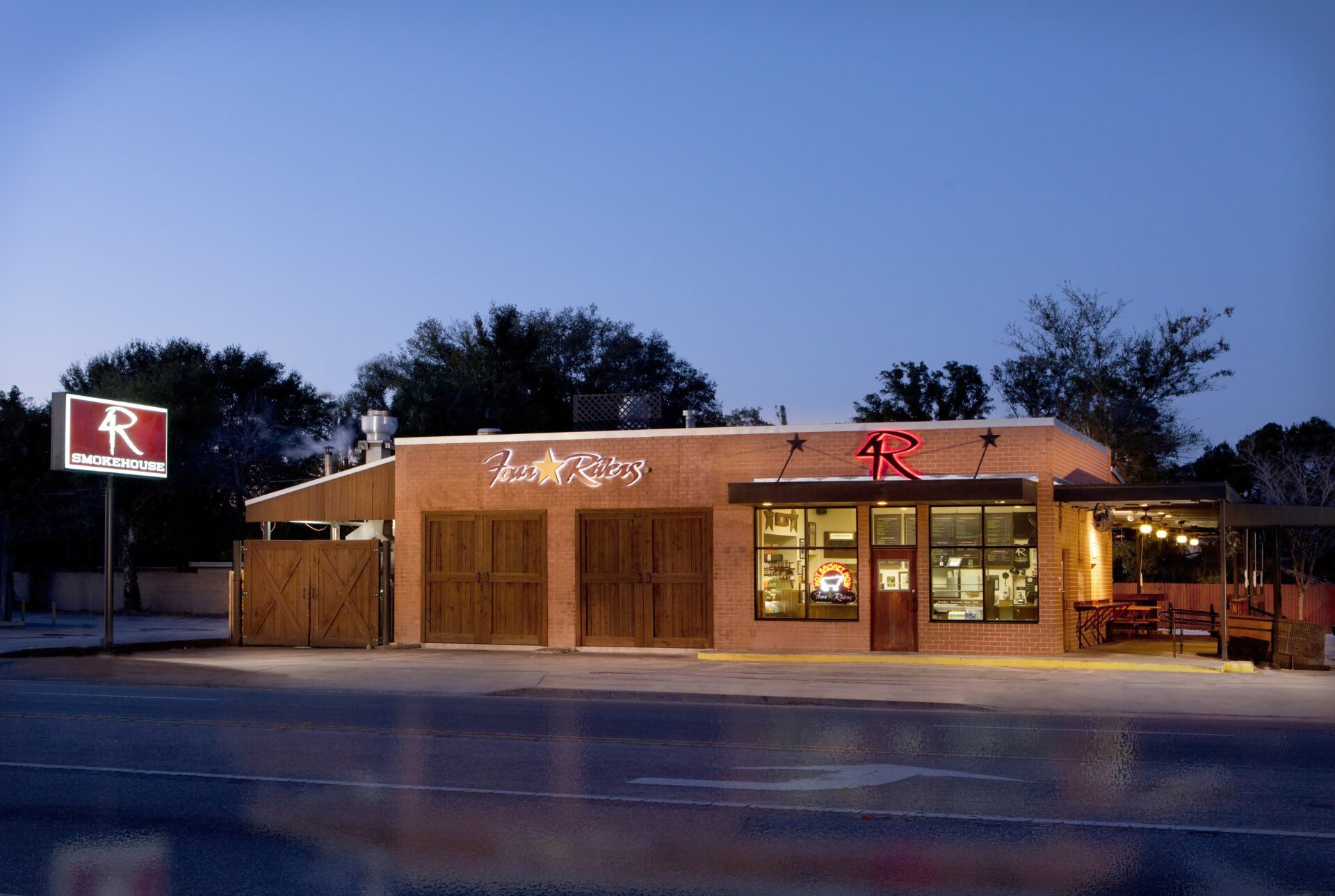 4R Restaurant Group - 4 Rivers Smokehouse